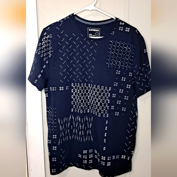 Express | Shirts | Express Mens L Pattern Tshirt | Poshmark